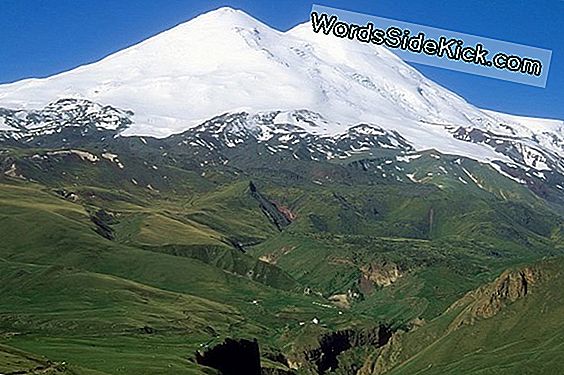 Monte Elbrus: Datos Sobre La Montaña Más Alta De Europa - 2026 ...